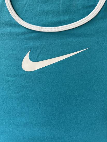 Rez • Nike dry-fit majica