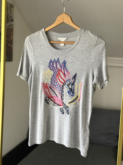 SNIŽENO H&M majica zmaj