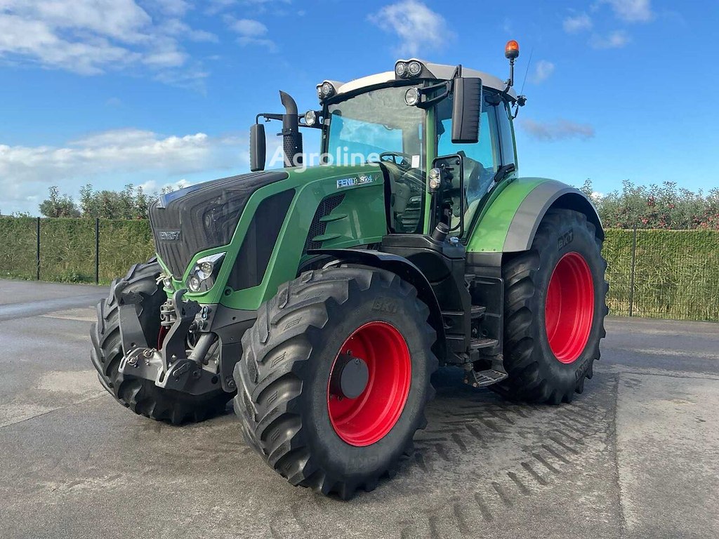 Prodaje se Fendt 824 Profi traktor točkaš na aukciji