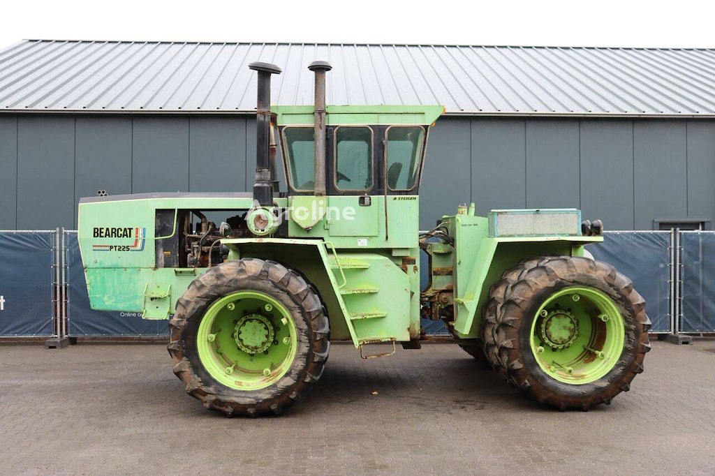 Prodaje se Steiger Bearcat PT225 traktor točkaš na aukciji