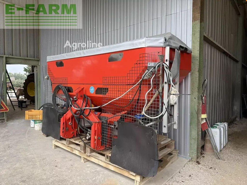 Kuhn axis 40.1w nošeni rasipač