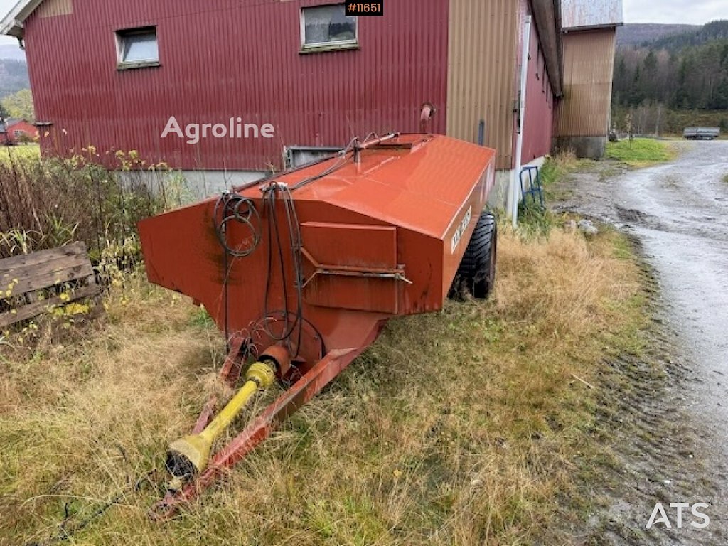 Moelven 606 kontejner za stajski gnoj