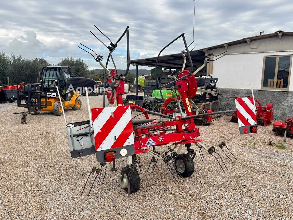 Massey Ferguson TD 454 DN prevrtač sena