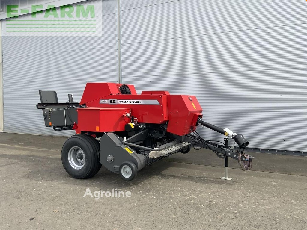 Massey Ferguson 1840 balirka za četvrtaste bale