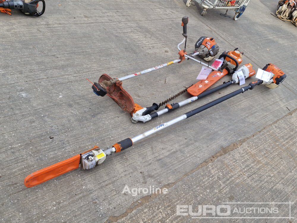Prodaje se Husqvarna 135R Petrol Strimmer, Stihl HS82RC Petrol Hedge Trimmer (Damaged trimer za travu na aukciji