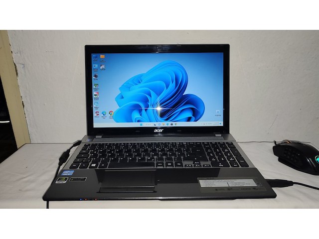 i5 3210,8gb ddr3,GT 640 M 2 gb,SSD 128 gb 100%