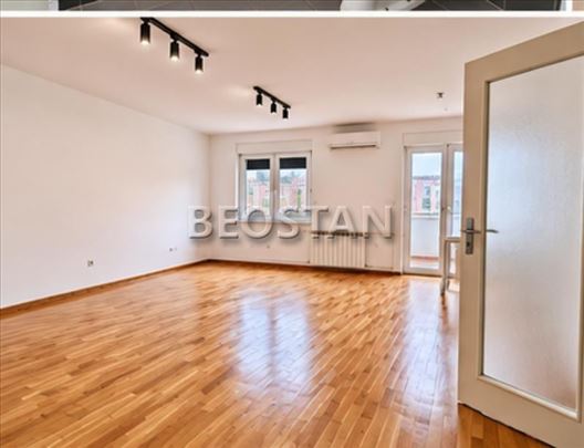 Novi Beograd - Blok 32 #1669406