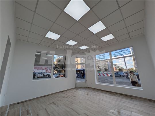 Renoviran lokal 45m2 na odličnoj lokaciji