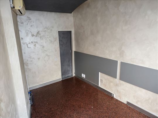 Lokal sa izlogom u centru Beograda – 15 m²