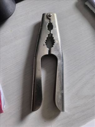 Metalna krckalica za orhe i lesnike,15 cm