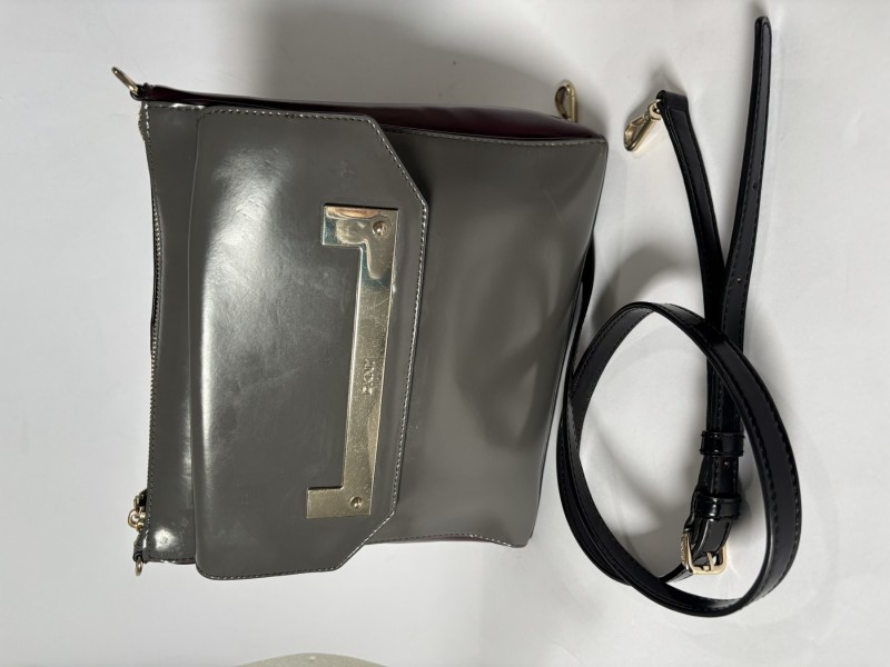 Original DKNY TORBA KAO NOVA