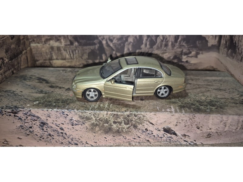 Hongwell Cararama Jaguar S-Type 1:43