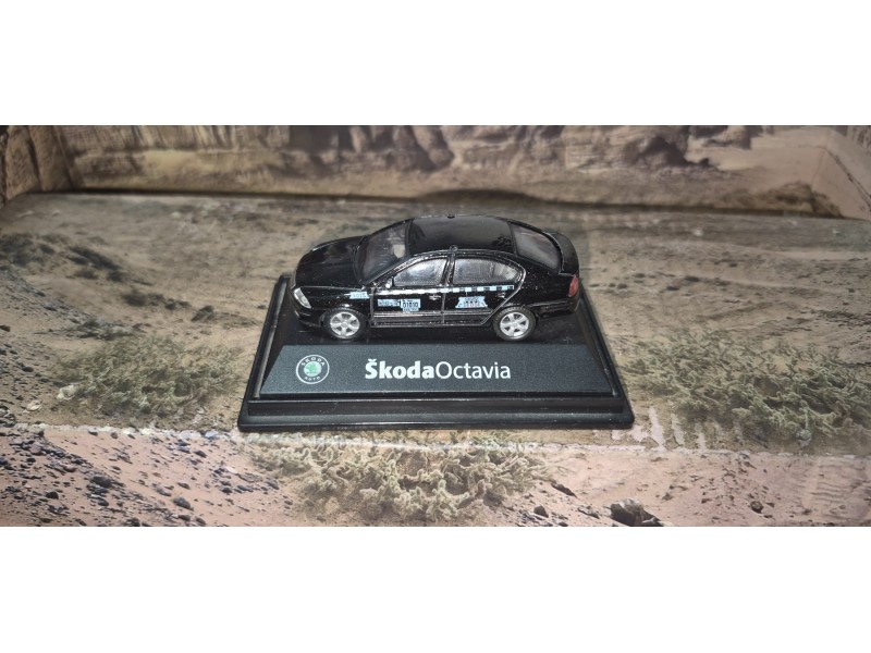 Abrex Škoda Octavia II 1:72
