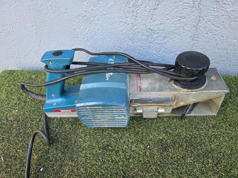 Bosch električno rende za drvo 1000 W Polovno električn