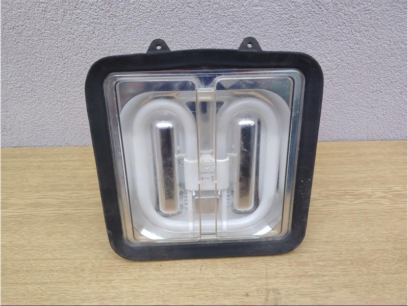 BTI gradjevinski reflektor