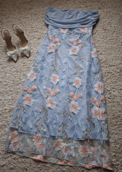    Elegantna mesh midi vezena haljina ☆ Vel M ☆