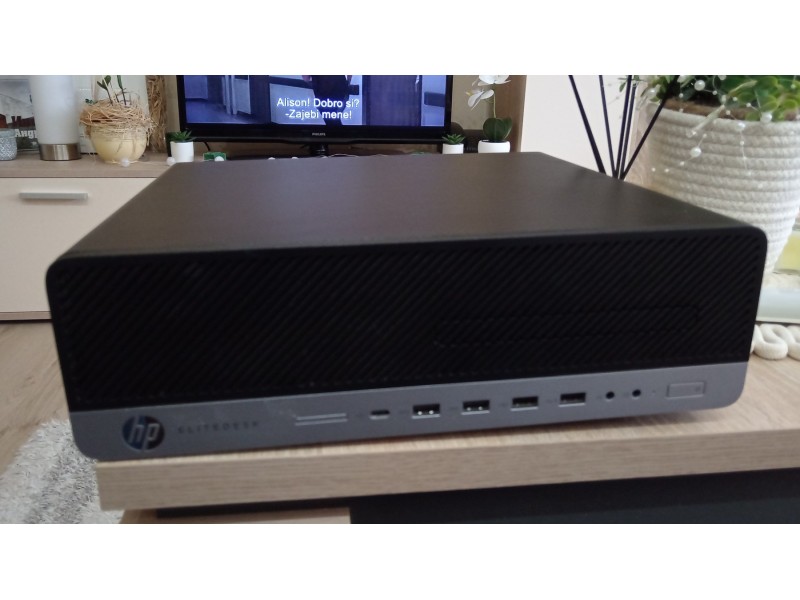 HP EliteDesk 800 G5 SFF/i5-9500/256GB ssd/Windows 10 Pr