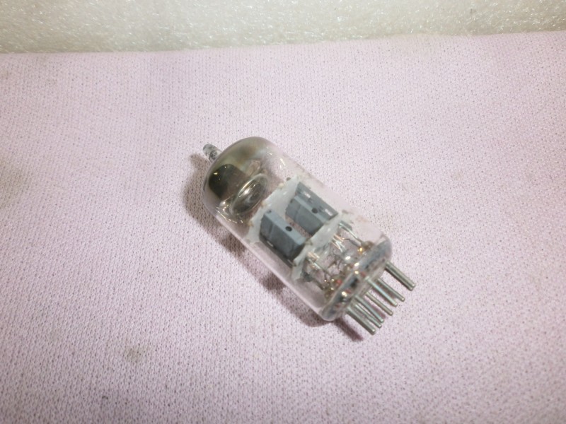 El. cev - ECC81 (12AT7) -Siemens - ( V -17)
