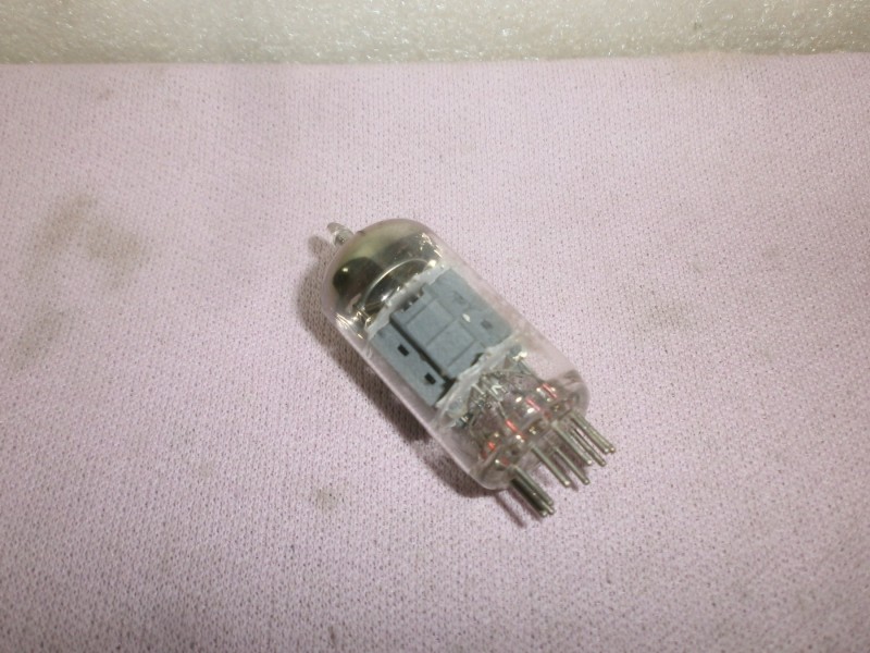 El. cev - ECC82 (12AU7) Philips - ( V - 23)