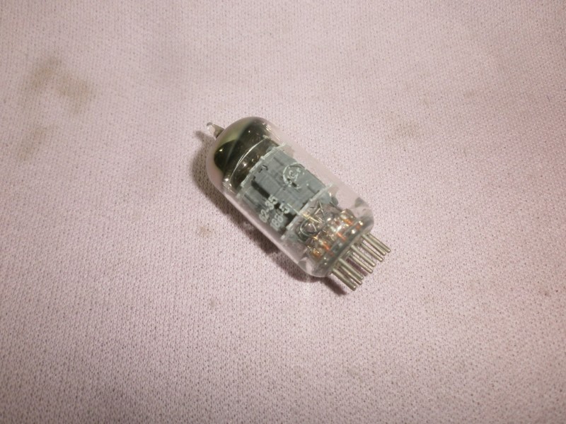 5814A (E82CC, 12AU7WA) -G.Electric triple mica (V31)