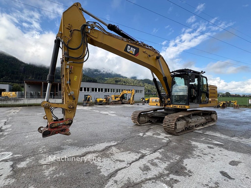 Caterpillar 330 bager guseničar