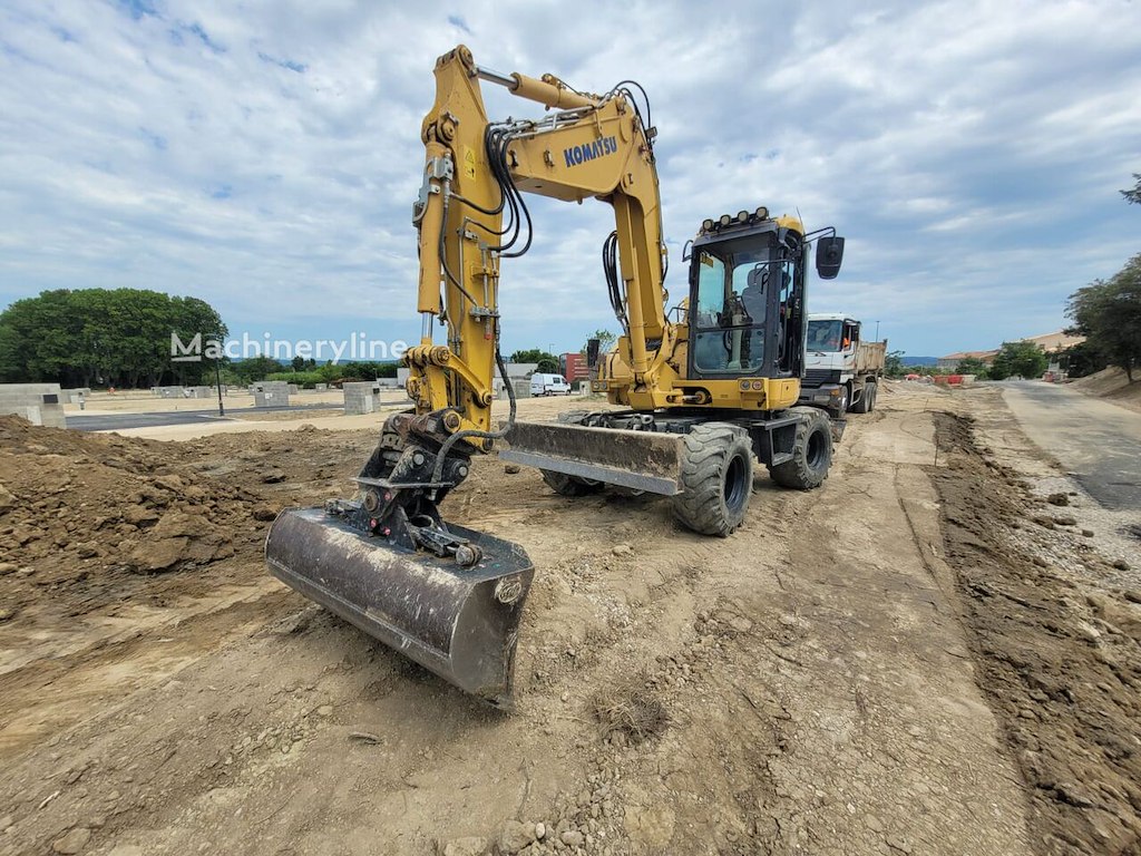Komatsu PW98MR bager točkaš