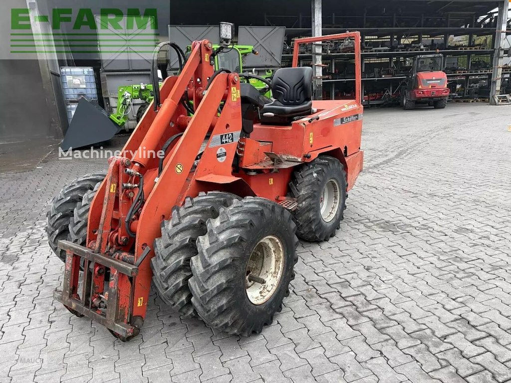 Schäffer 442 mit 4 zylinder motor prednji utovarivač