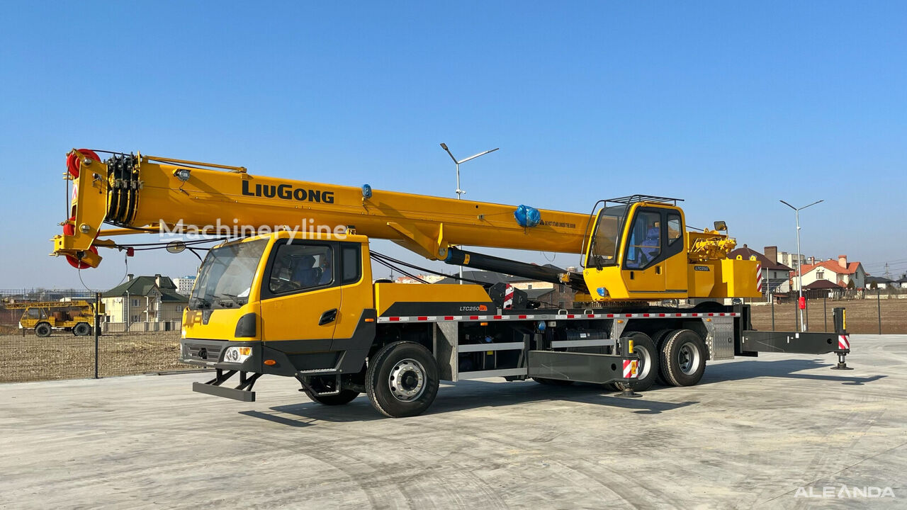 Nova LiuGong LTC250H5 autodizalica