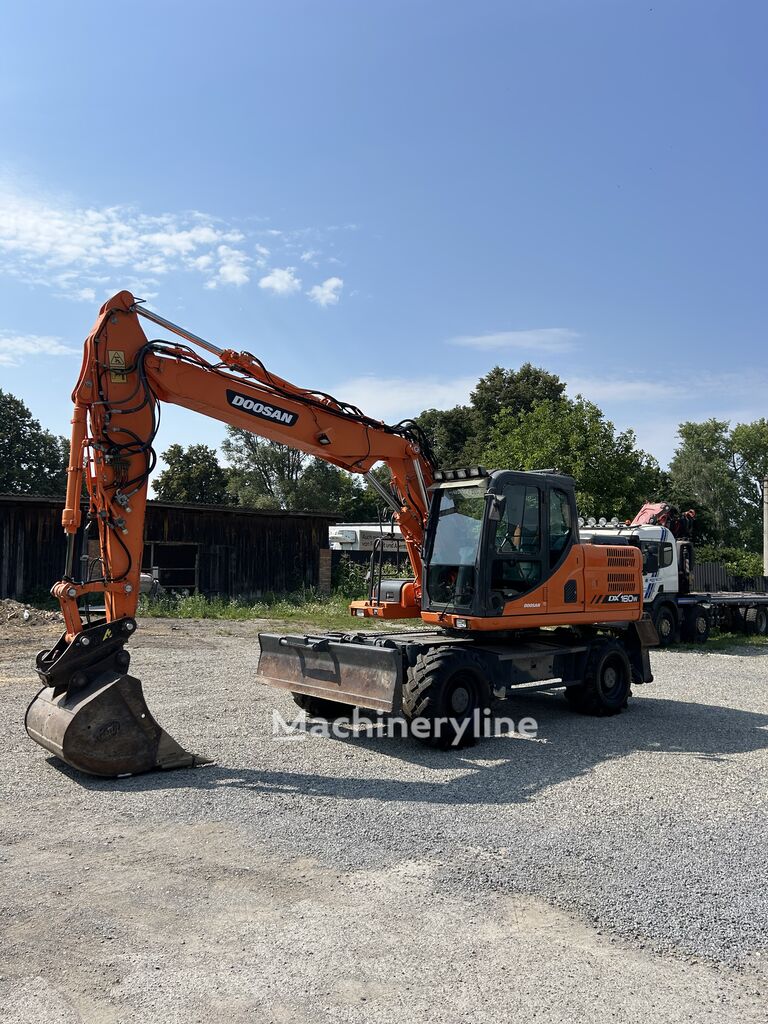 Doosan DX160 bager točkaš