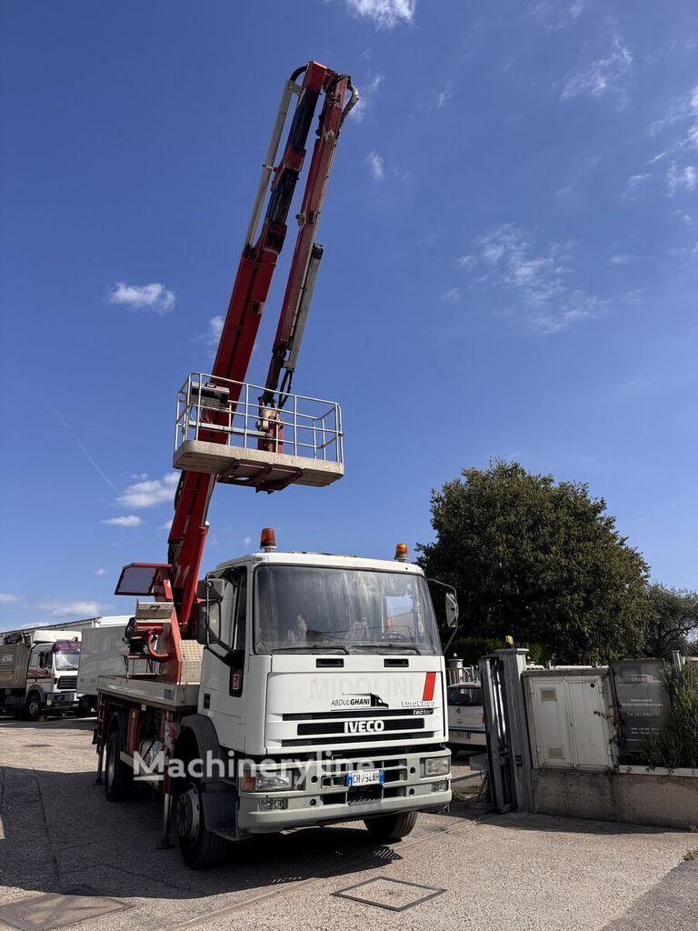 IVECO EUROCARGO 150E24 auto dizalica s korpom