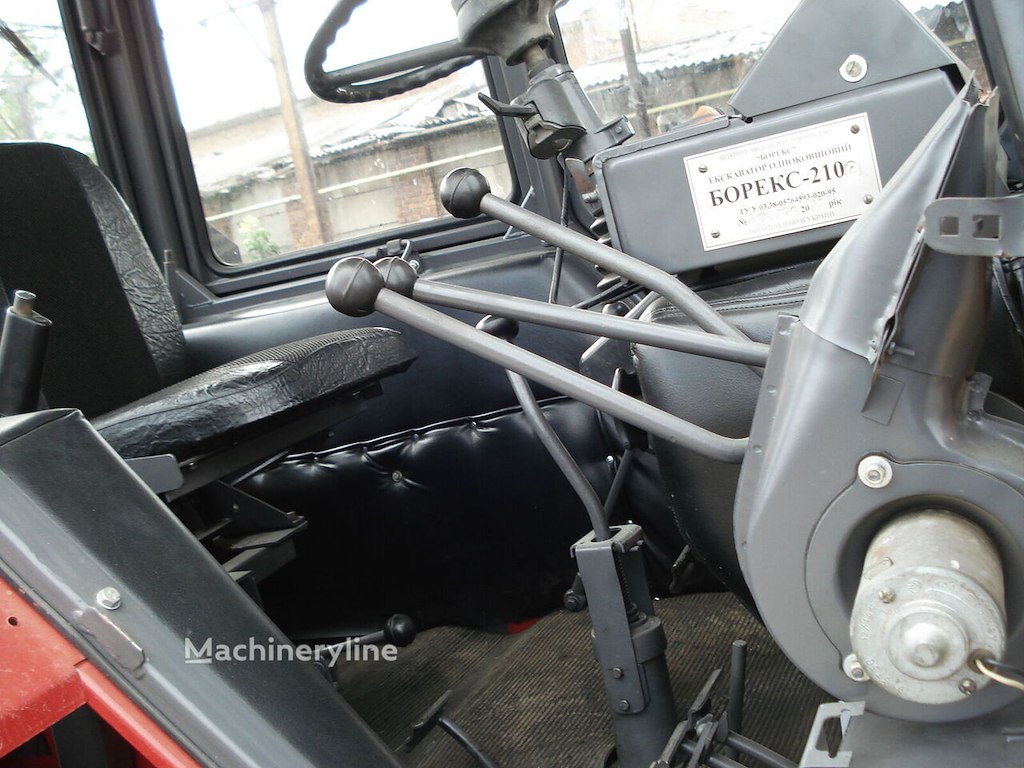 Borex 2102 bager-utovarivač