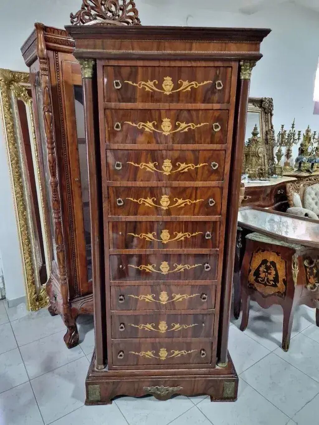 Stilski fiokar / komoda (9 fioka) RETKOST    Dobro stanje Dimenzije