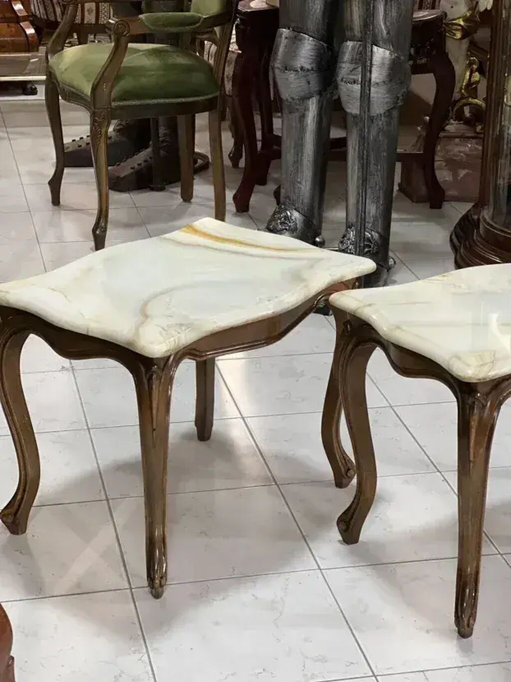 Stilski stolovi sa oniksom (2 komada) ✨ Stolići u dobrom stanju