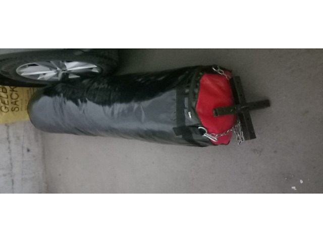 Vreća za boksanje 140 cm dužine prečnik 32 cm