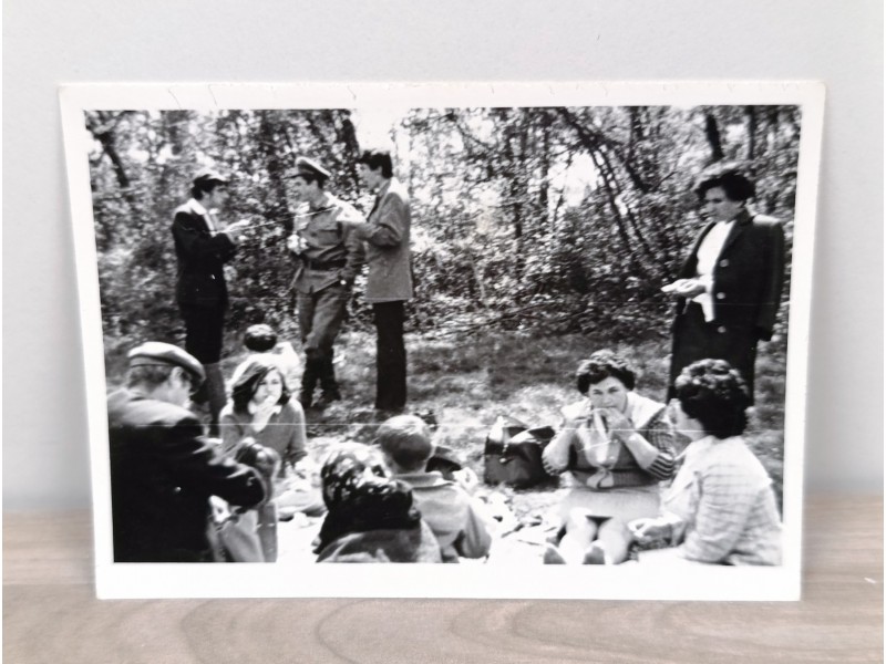 Vintage fotografija prijatelji