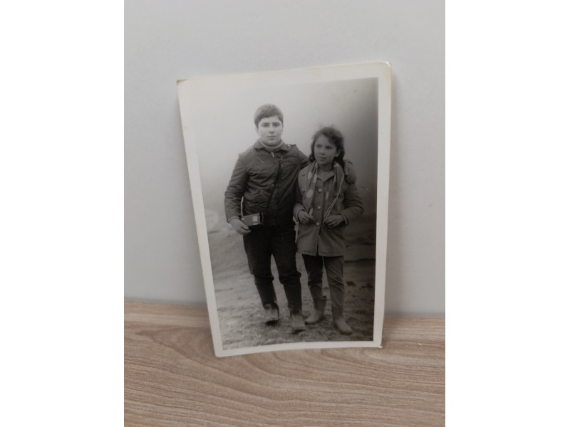 Vintage fotografija drugari