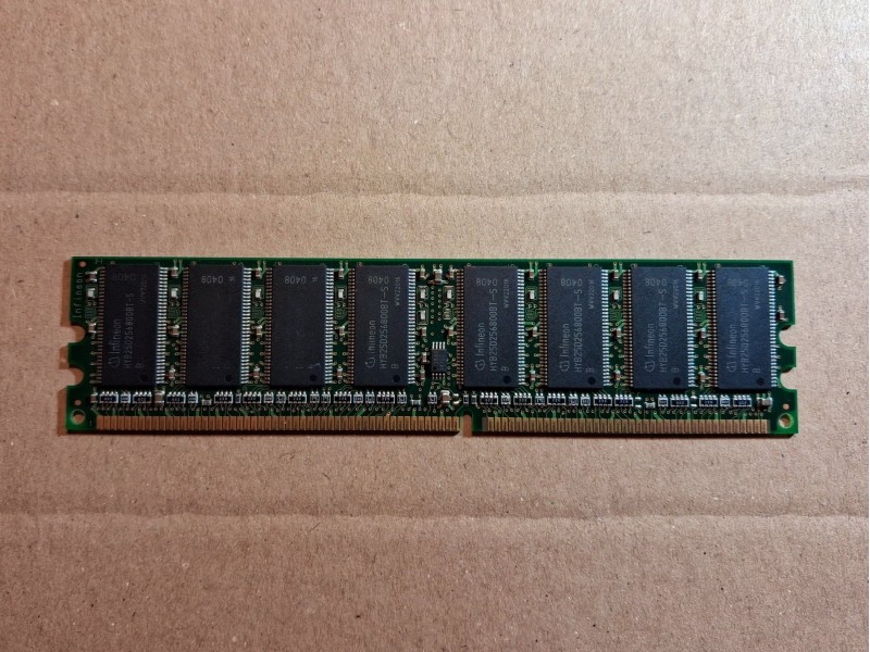 Infineon 256MB DDR1 PC3200 400MHz 64D32300GU5B Retro