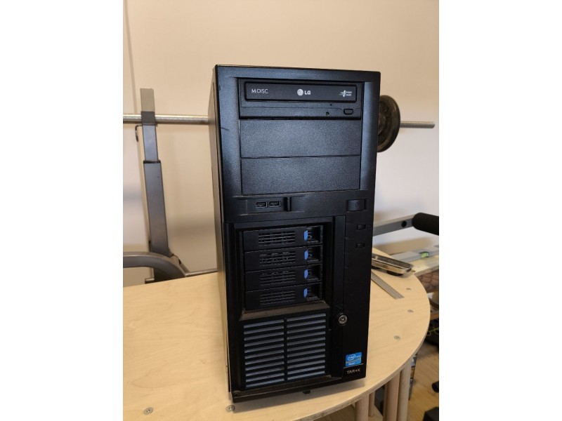 Serverski racunar Intel Xeon E3-1225 V2, 550w, 2gb DDR3