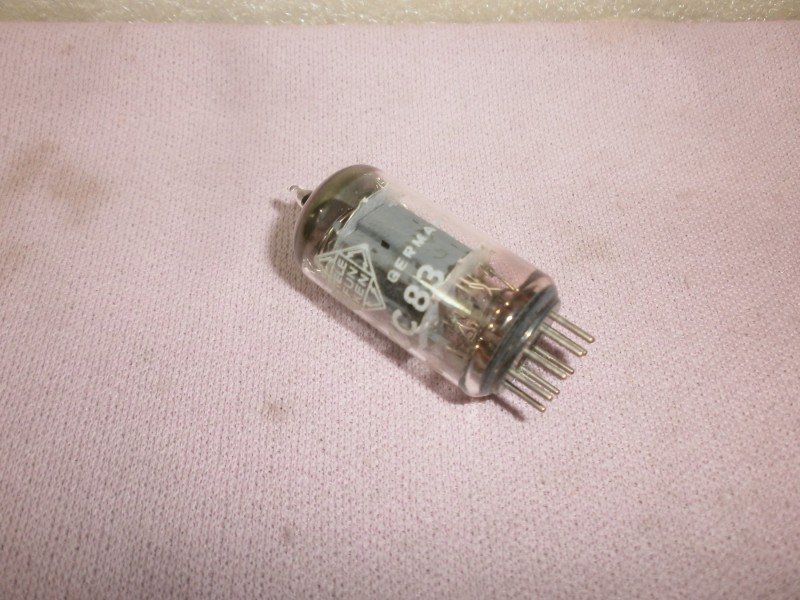 El.cev - ECC83 (12AX7) - Telefunken <> ( V -40)