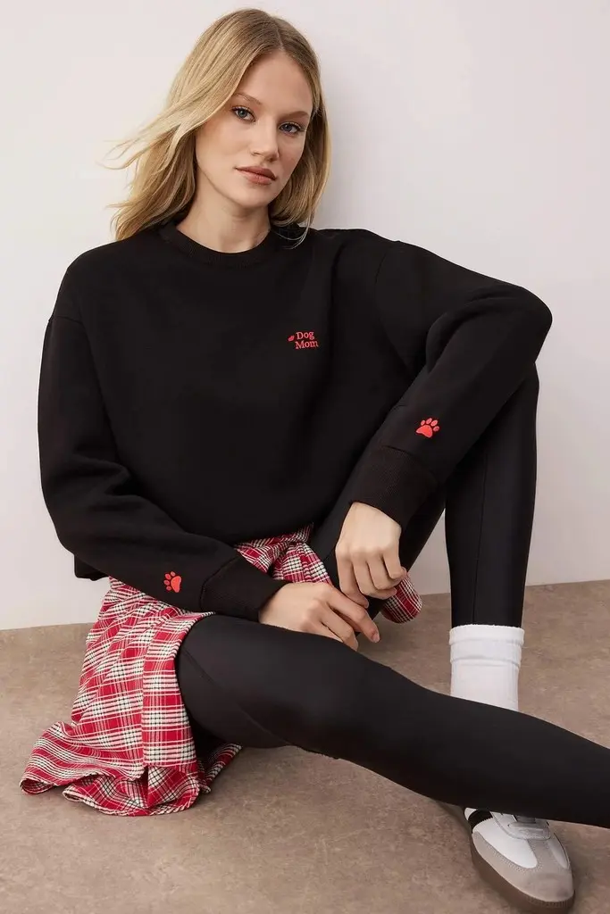 Trendyol Milla ženski duks Twoaw26Sw00200, Crna