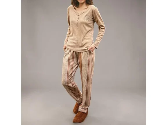 Viktorija Ženska pidžama Winter komplet model 9104
