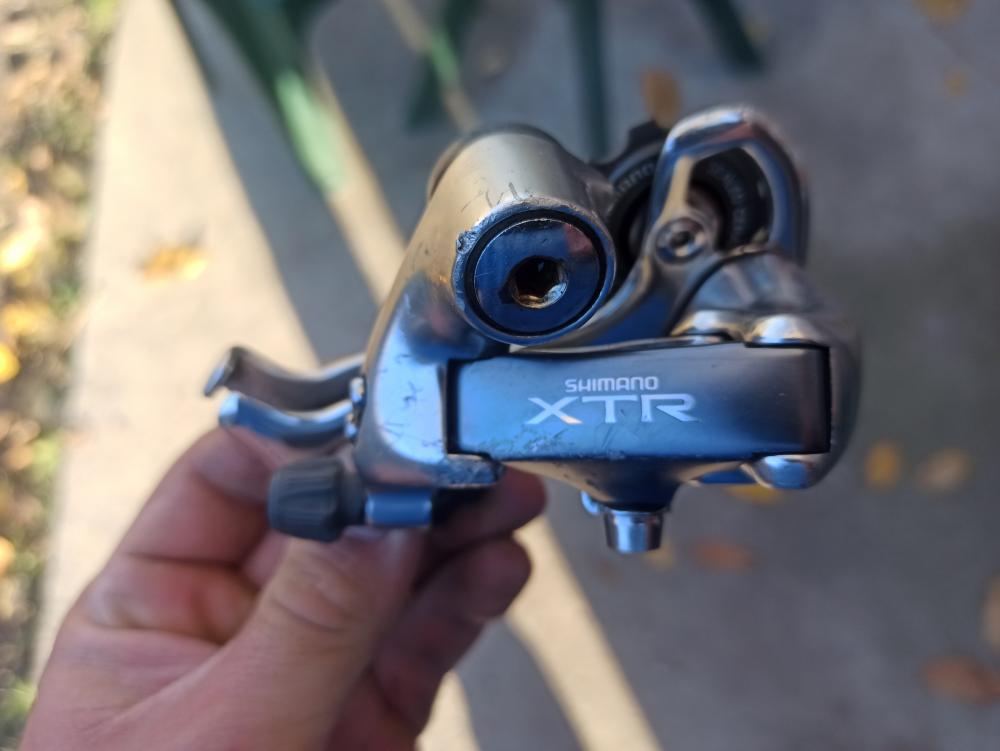 Shimano XTR M900 zadnji menjac