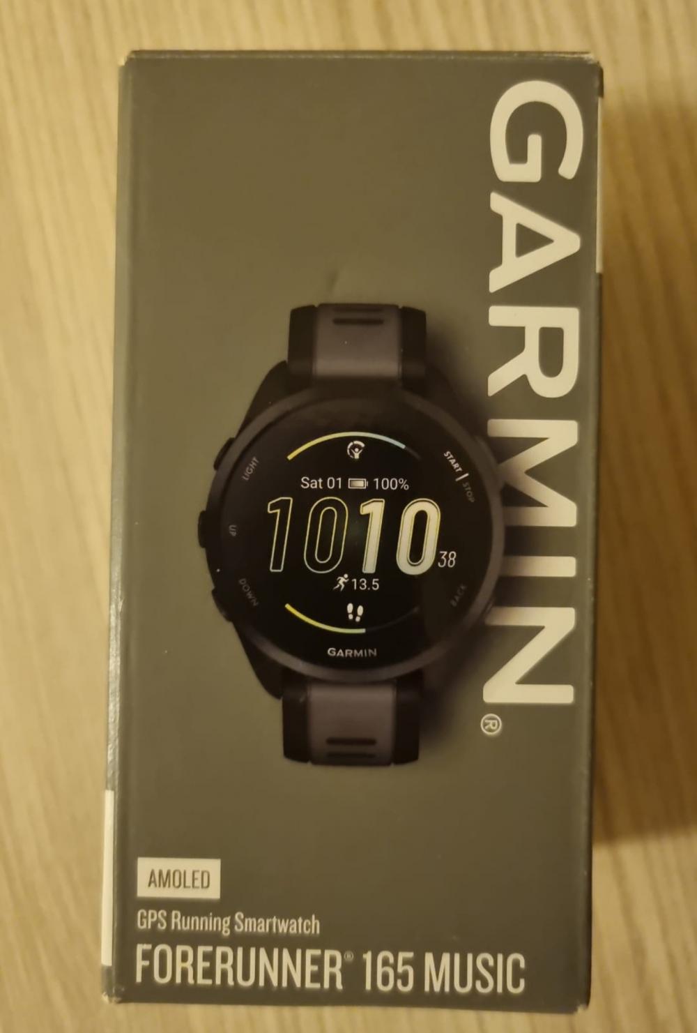 Garmin FORERUNNER 165 MUSIC AMOLED Black 43mm NOV