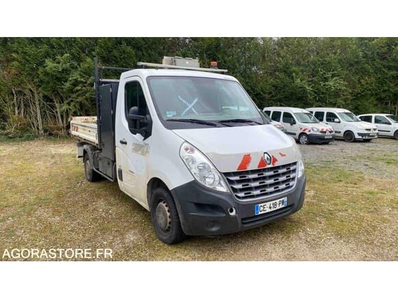 Prodaje se Renault MASTER kamion s ravnom platformom na aukciji