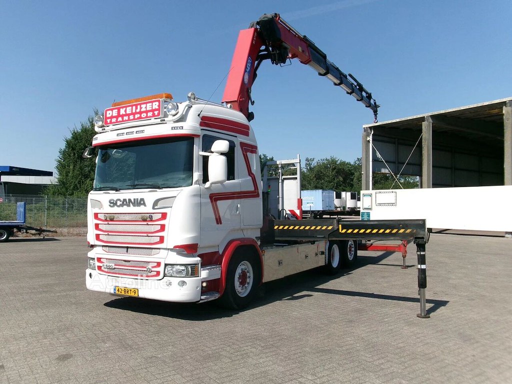 Scania R580 V8 HMF 4020 kraan 6x2 NL truck kamion platforma