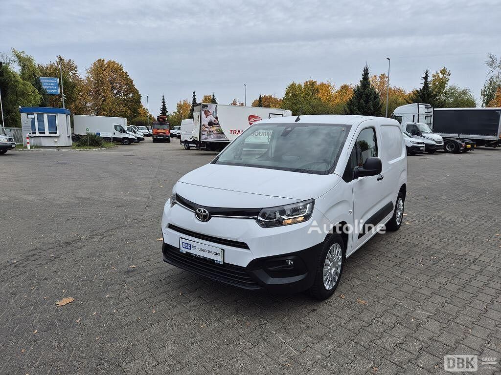 Toyota PROACE CITY laki furgon