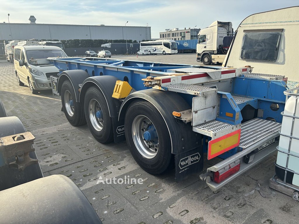 Van Hool poluprikolica za prevoz kontejnera