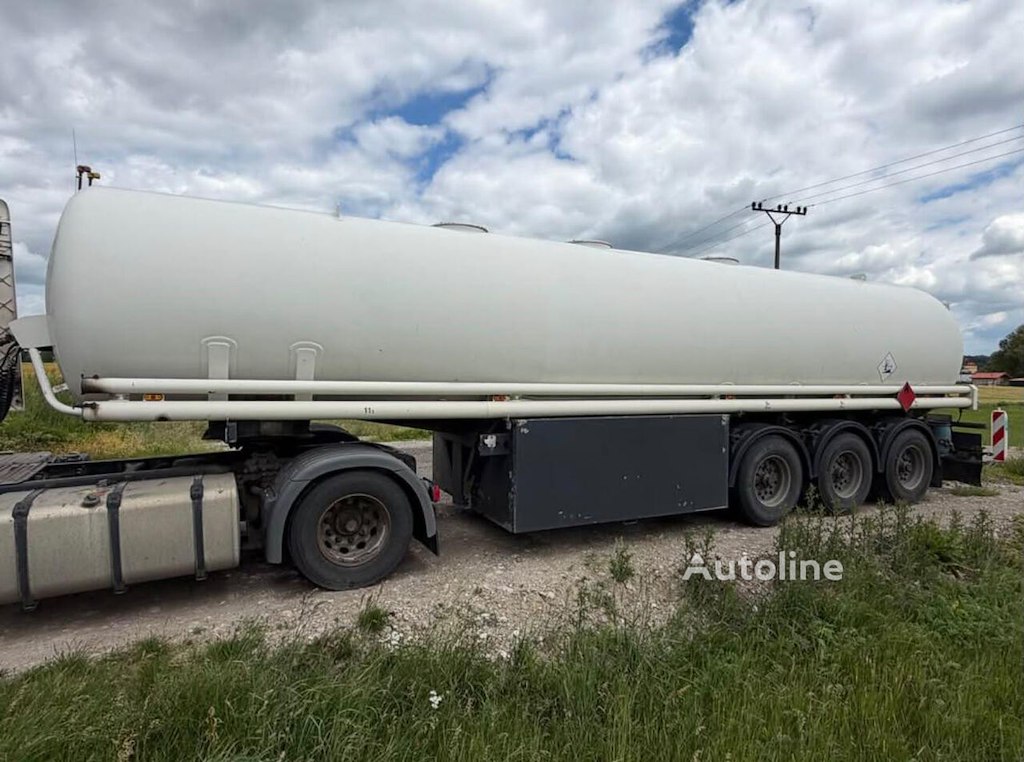 Willig 3S4455 cisterna za goriva i maziva
