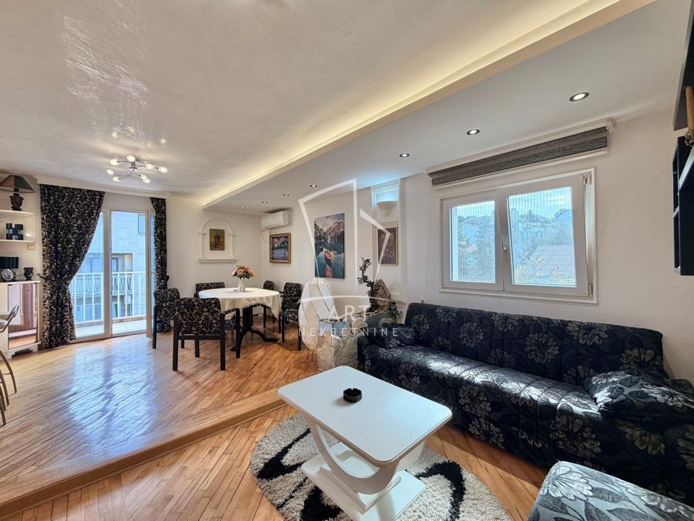 Dunavski breg, Jednoiposoban stan na prodaju, 49m2, 152.510€