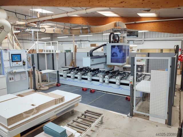 CNC Machine Centres With Pod And Rail
HOMAG BOF 211/40/AP